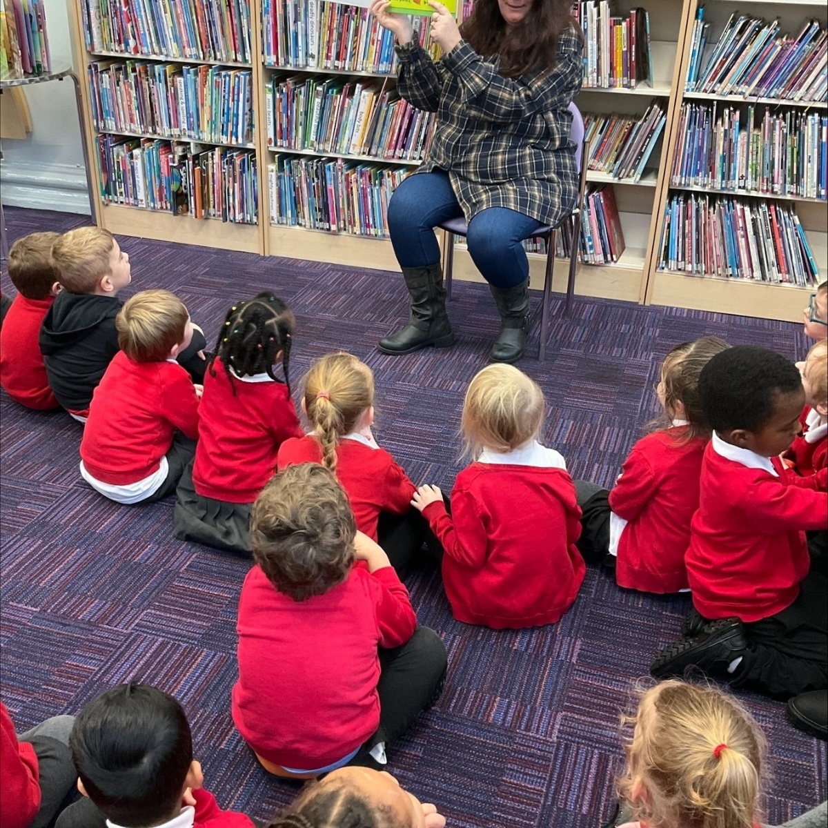 Temple Meadow Primary School - Reception Visits to Cradley Heath Library